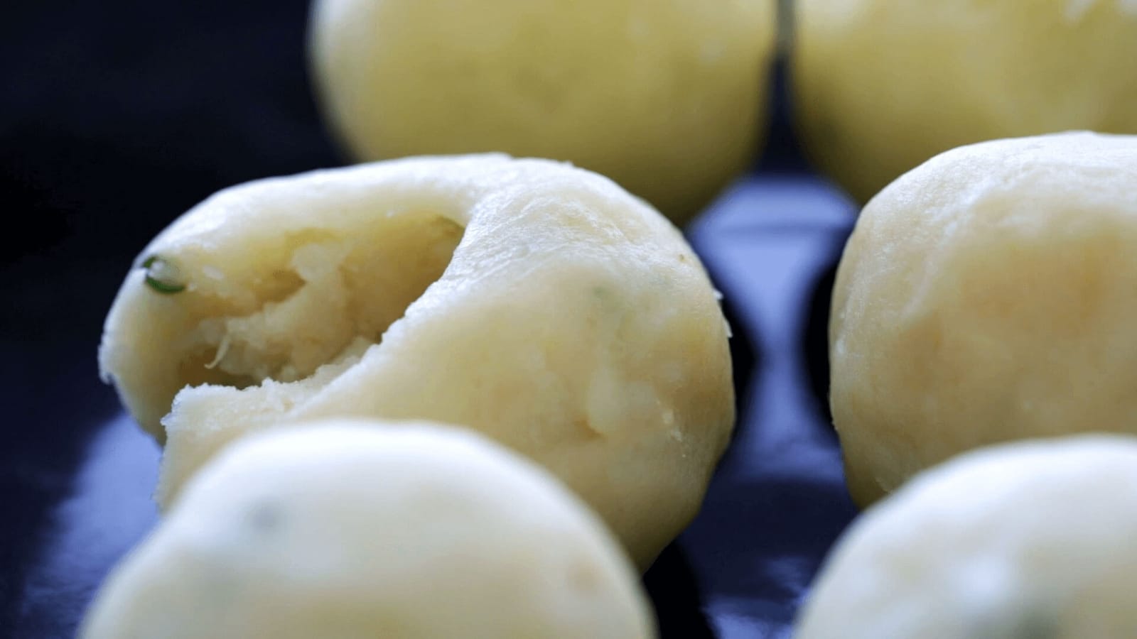 Phena Bhaat—detailed recipe with video: Bong Eats