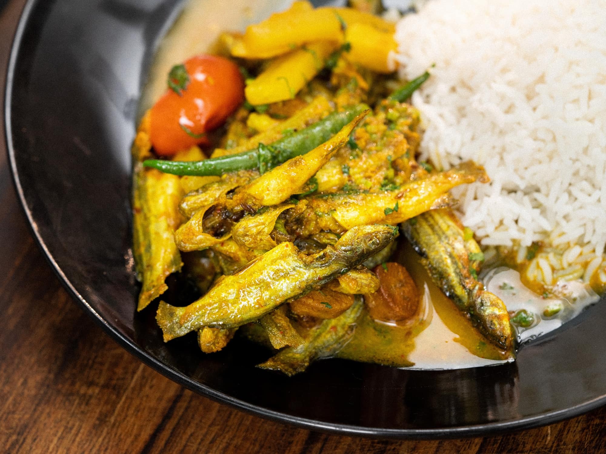 Machher matha diye moog dal—detailed recipe with video: Bong Eats