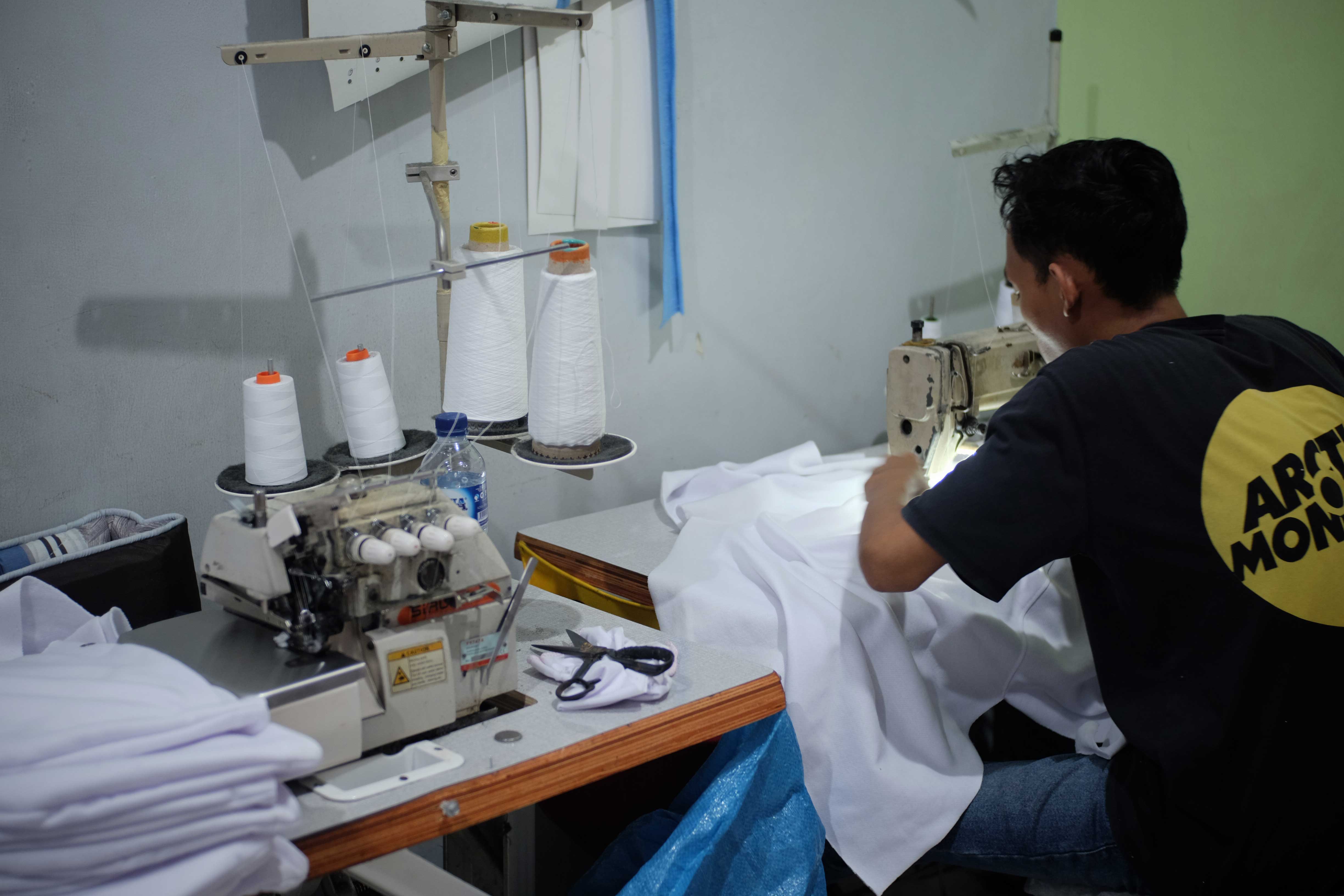 Tips Memilih Konveksi Baju yang Amanah - Dyotees