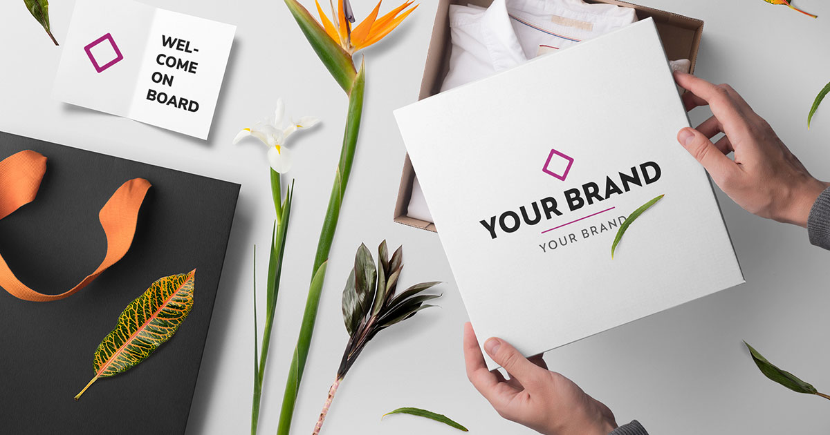 Onboarding boxes with print-on-demand for employer branding