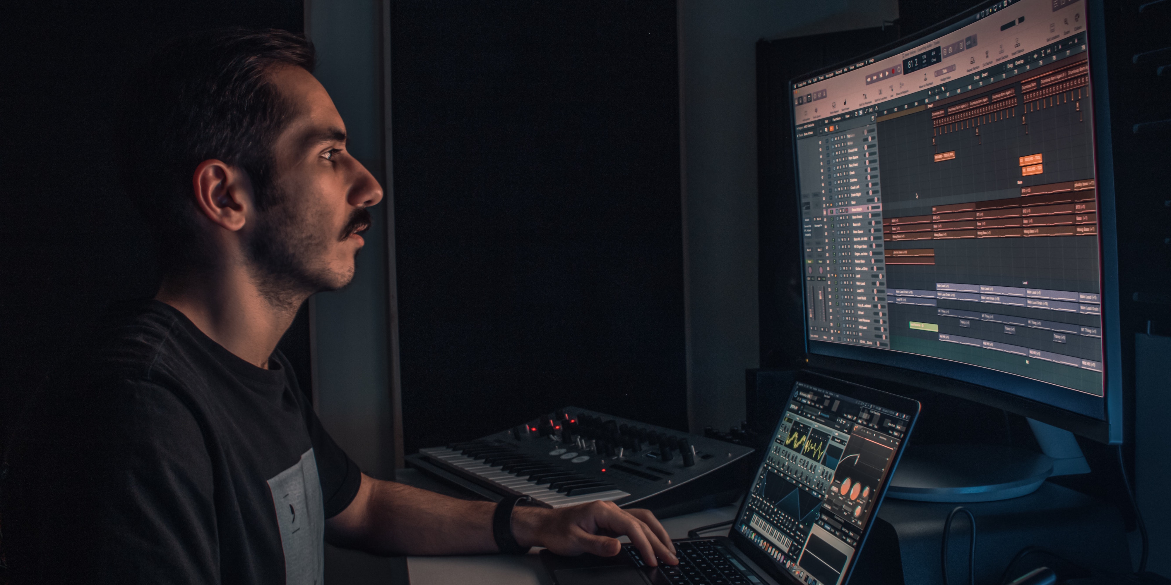 A Guide to Getting Music Production Clients - Notetracks