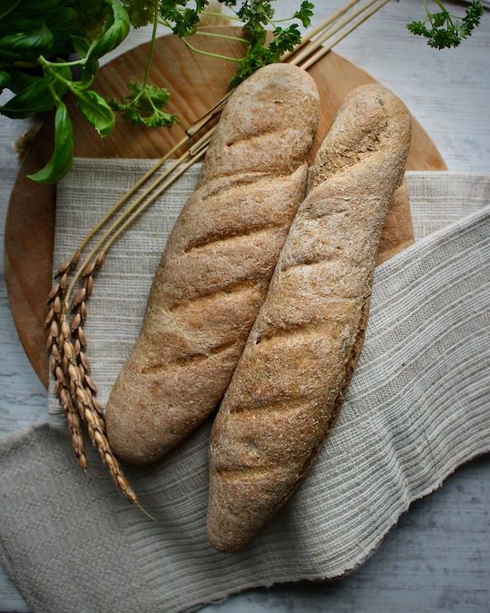 Basilika-spelttisämpylät - Birkkalan reseptit