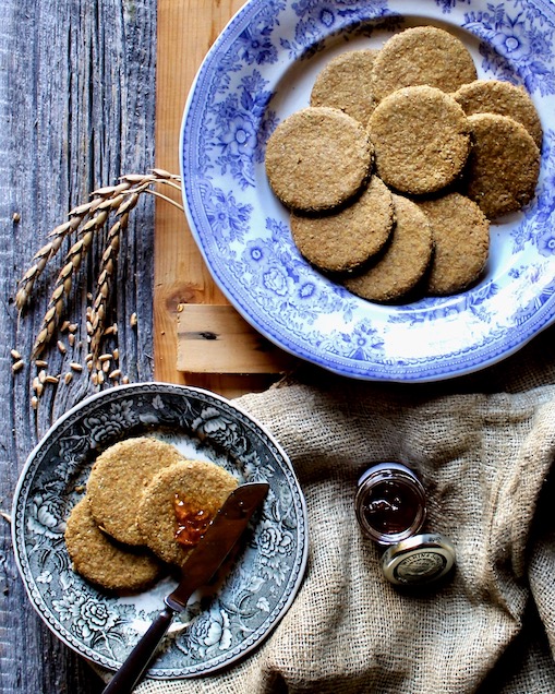 Spelttikakkuset skotlantilaiseen tyyliin - Birkkalan reseptit