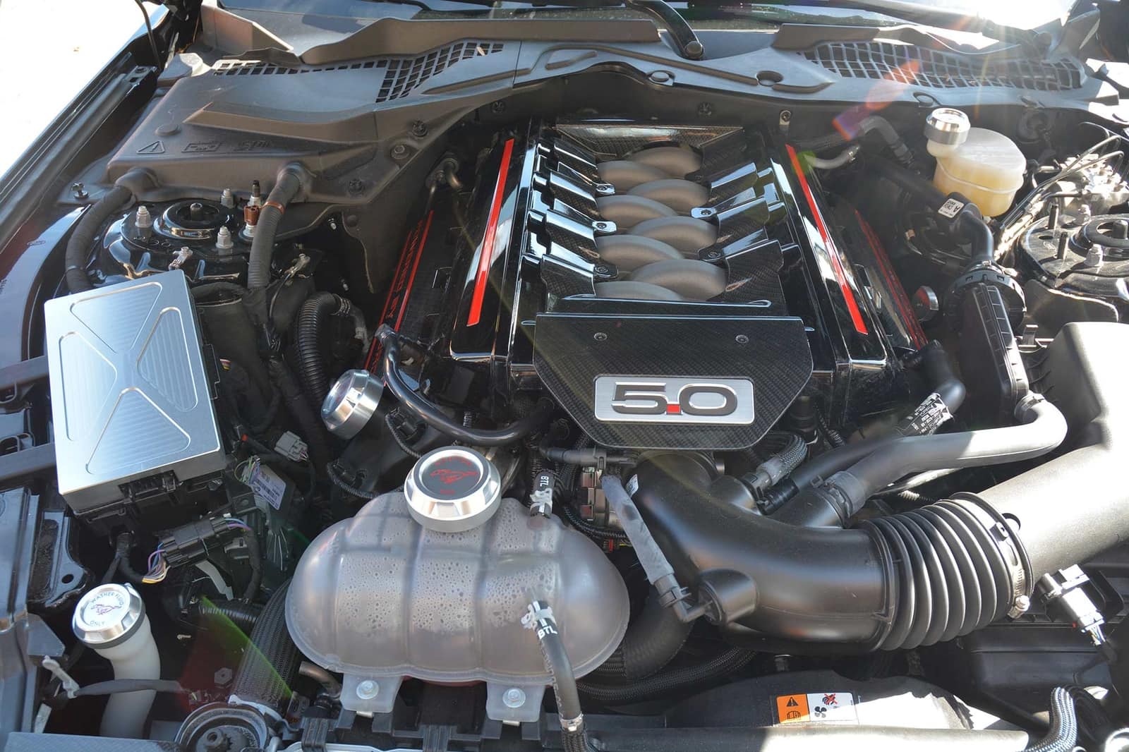 QUICK TECH Dress Up Your s550 Mustang Engine in Less Than 30 Minutes