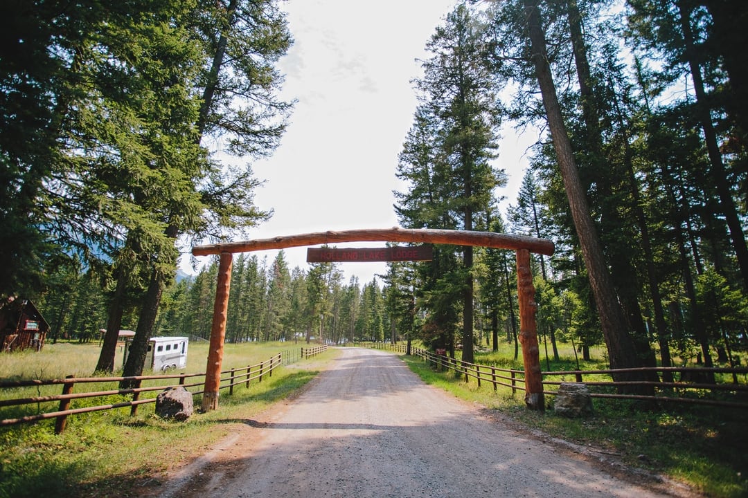 Holland Lake Lodge