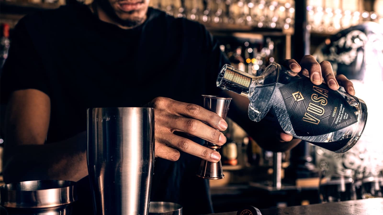 Boldly: Bee Roots – Branding / Packaging / Web design