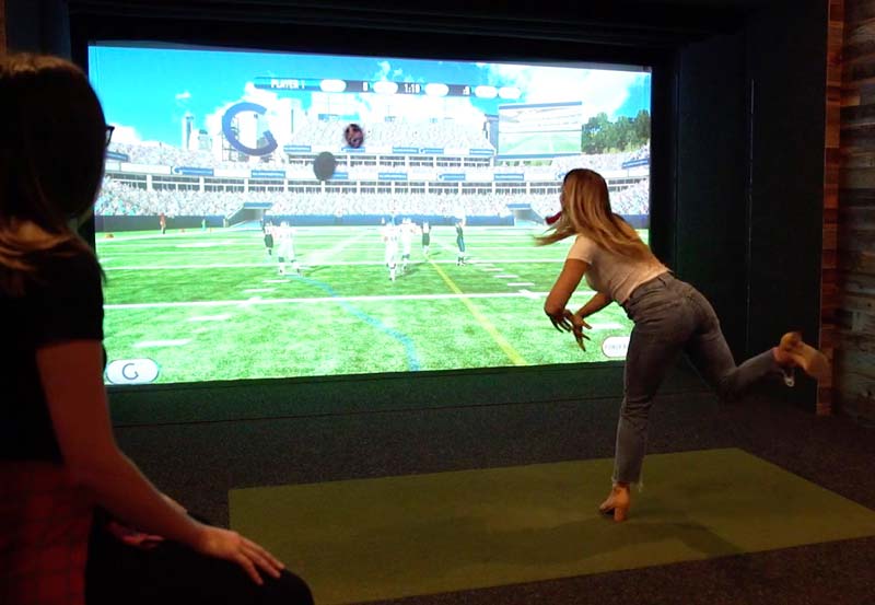 Full Swing Sports Simulator - Indoor Virtual Sports