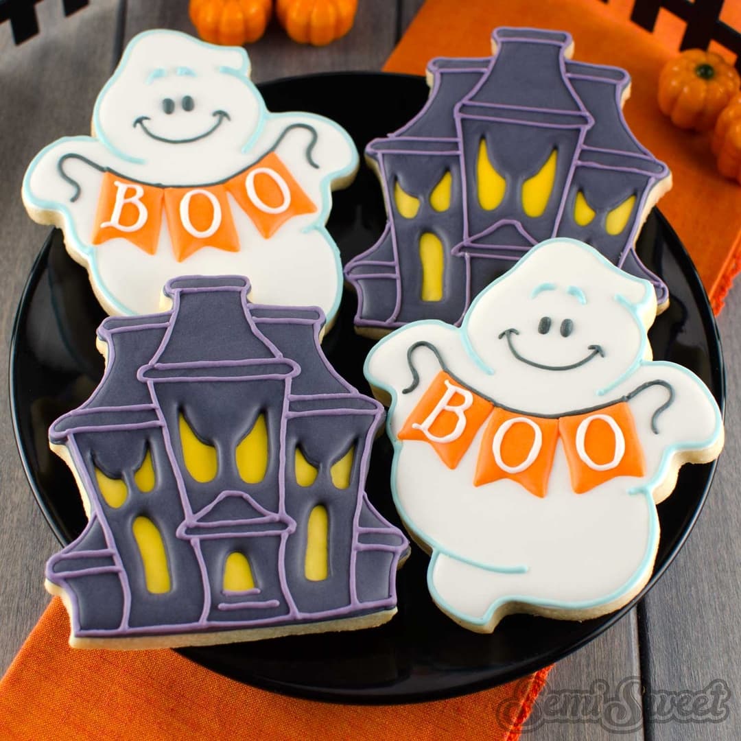 How to Make Trick-or-Treating Ghost Cookies