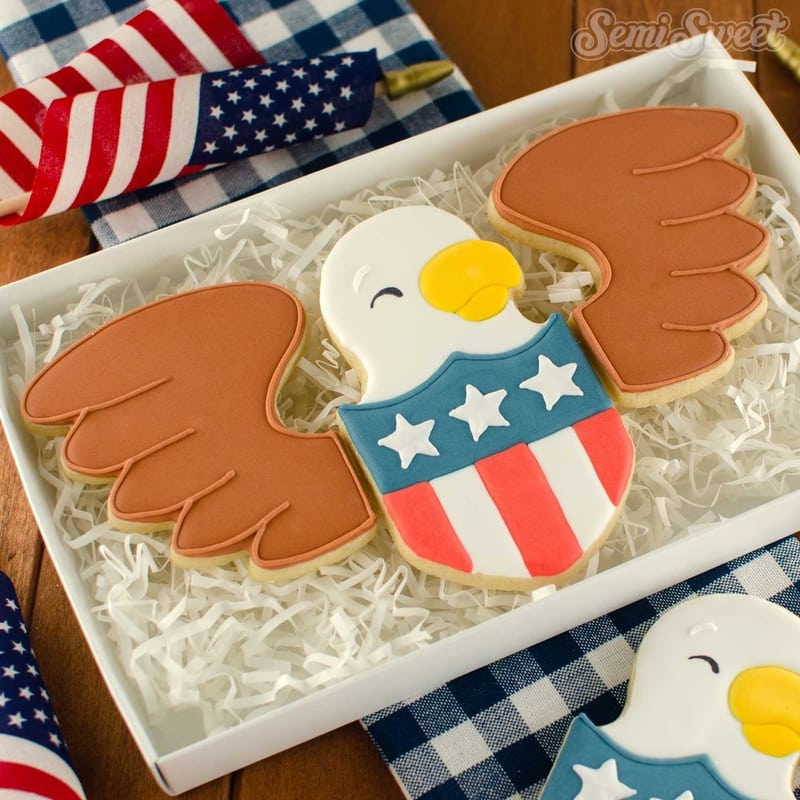 How to Make a Wavy Flag Cookie Set