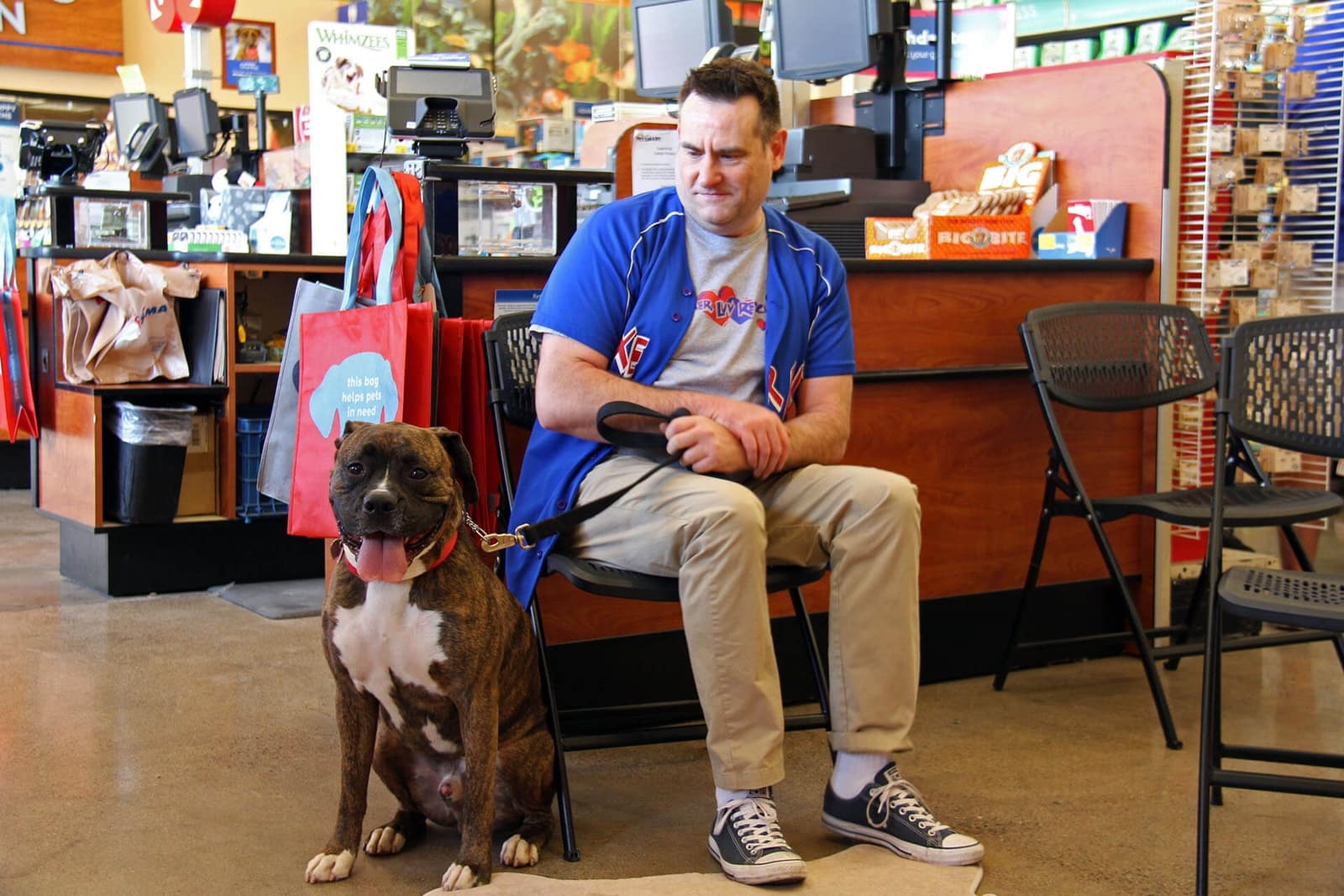 About Us: Giving New Life to Homeless Boxers in Need