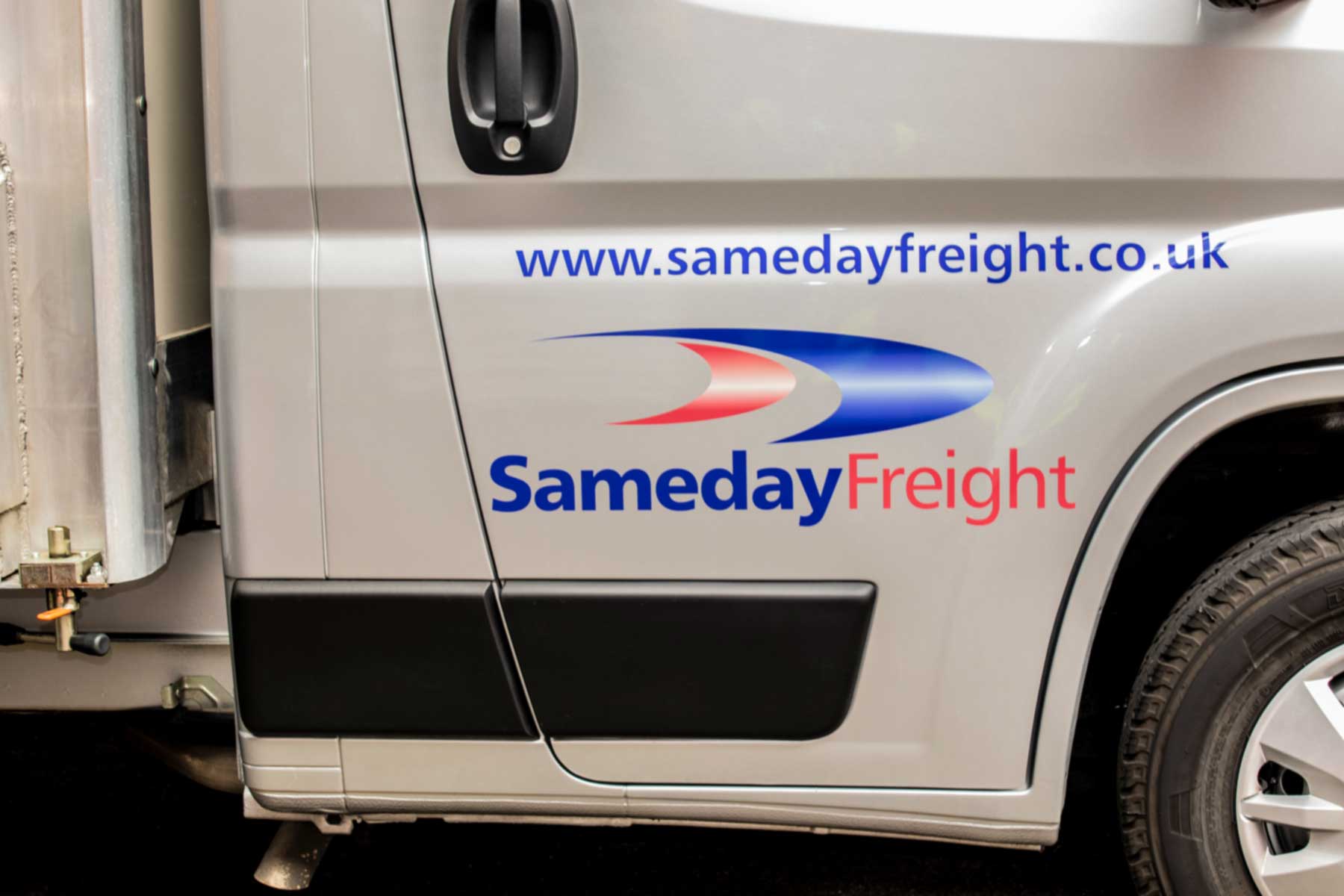 Nationwide Sameday Courier Service | Urgent Delivery Solutions in UK