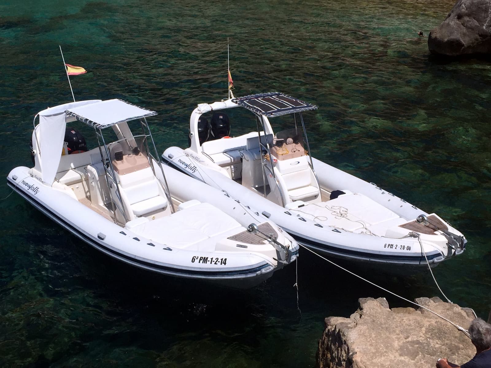 Rent a RIB powerboat KING 820 (Ref: nmk6)