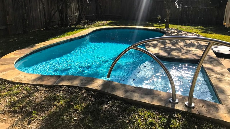 Mission Custom Pools