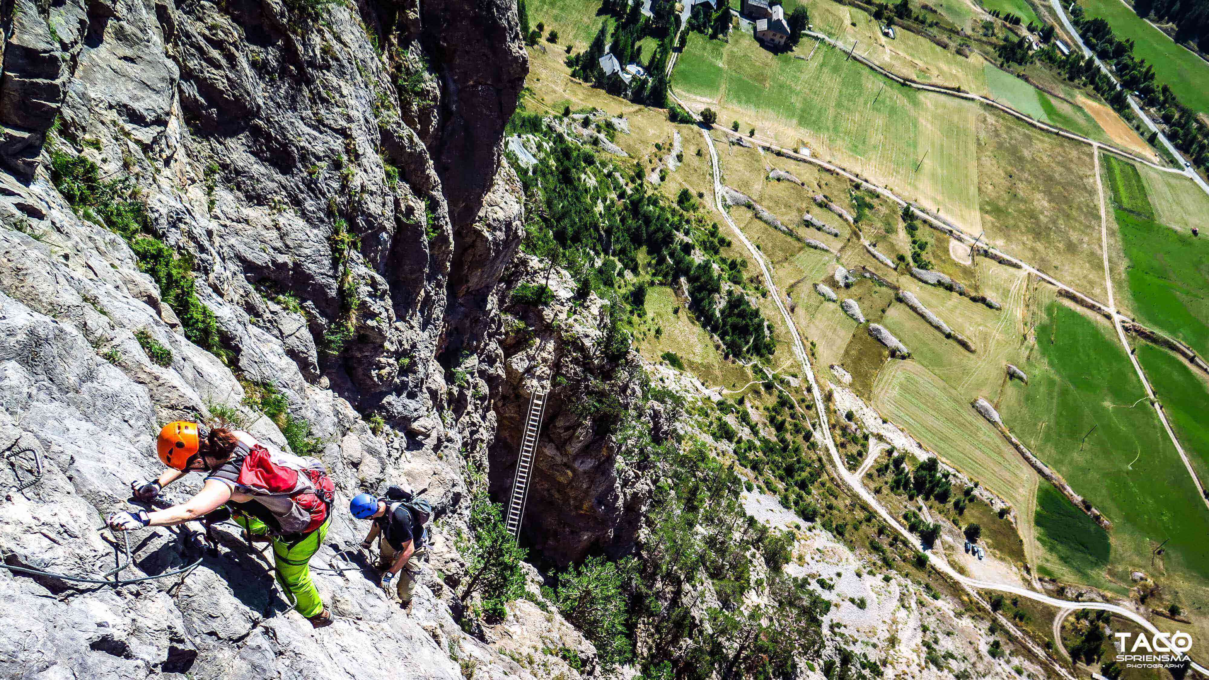 Écrins Collective - Guided Trips and Courses in Briancon