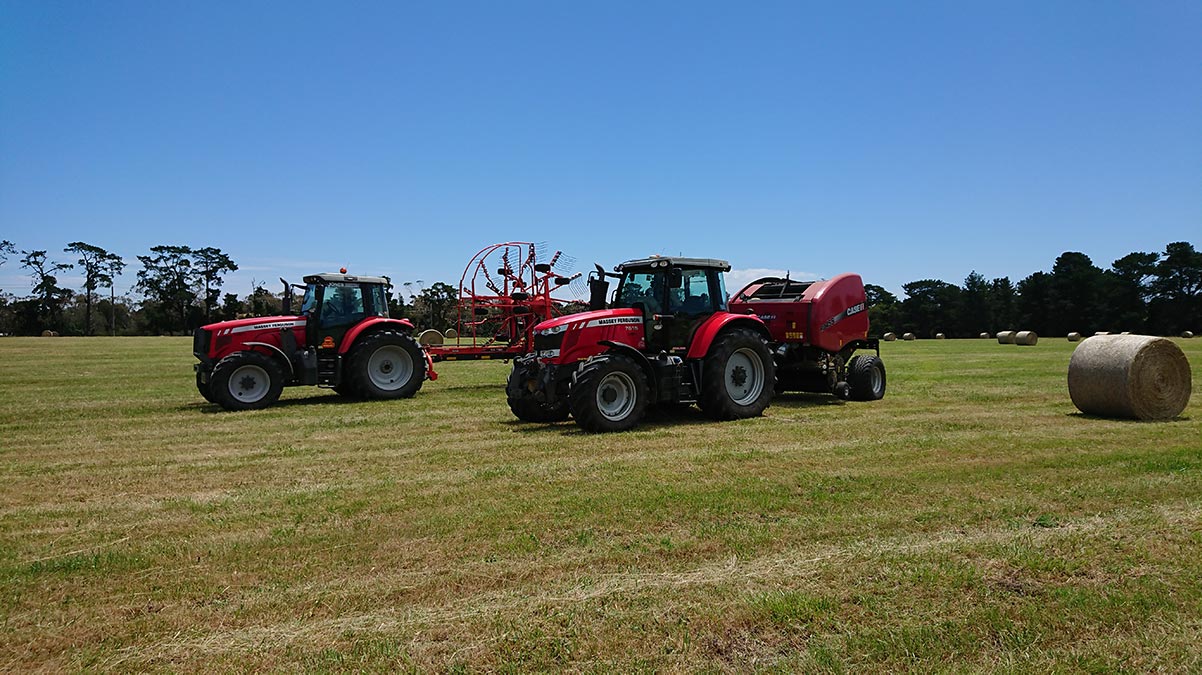 Hay Baling - Jones Engineering & Agricultural