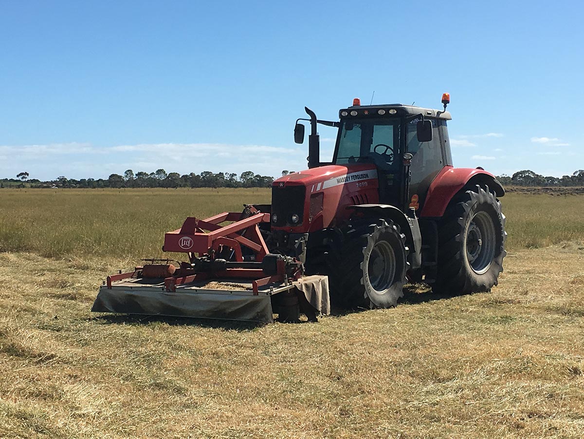 Hay Baling - Jones Engineering & Agricultural