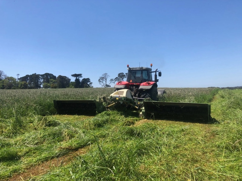 Hay Baling - Jones Engineering & Agricultural
