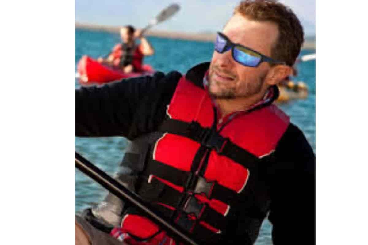 Here's The 9 Best Sailing Sunglasses in 2022