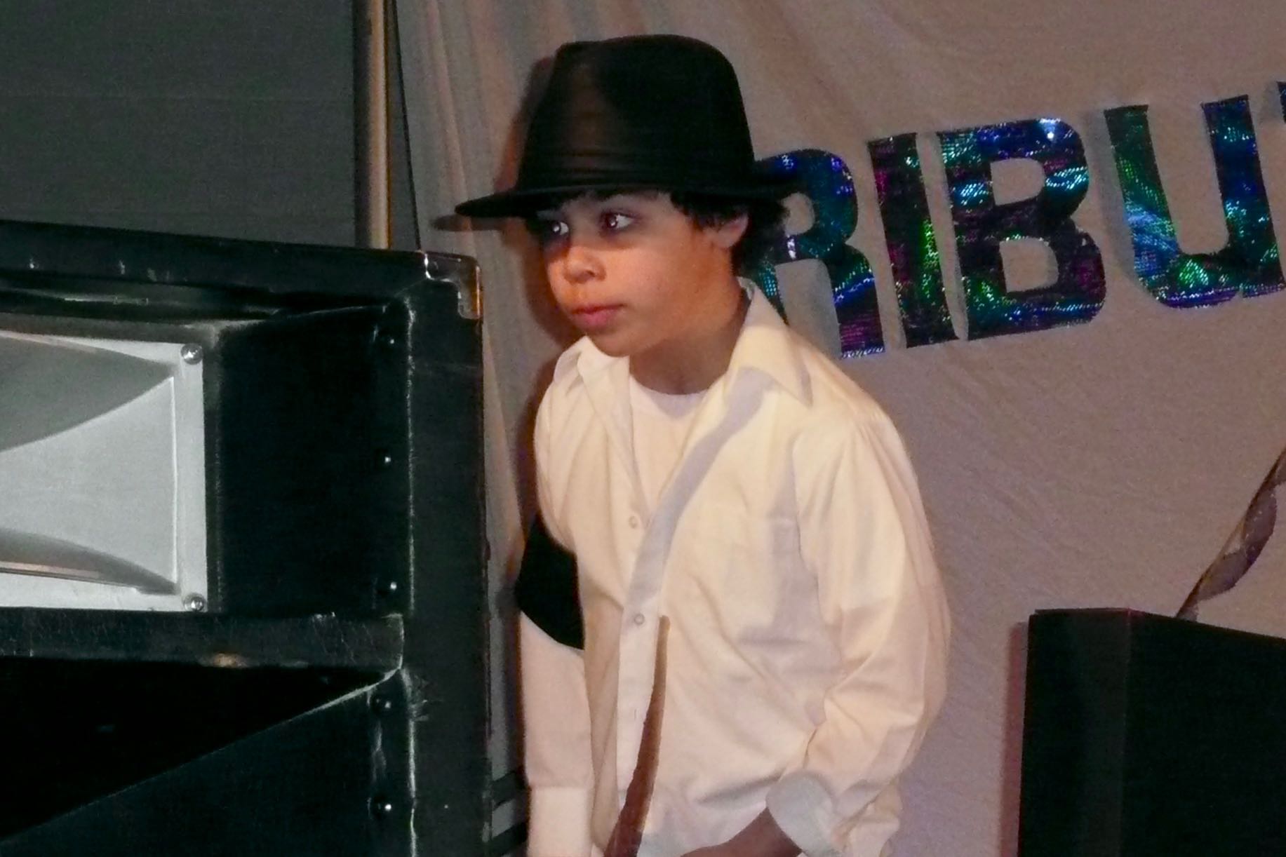 The Room Was Filled With Miniature Michael Jacksons - Living a Real Life