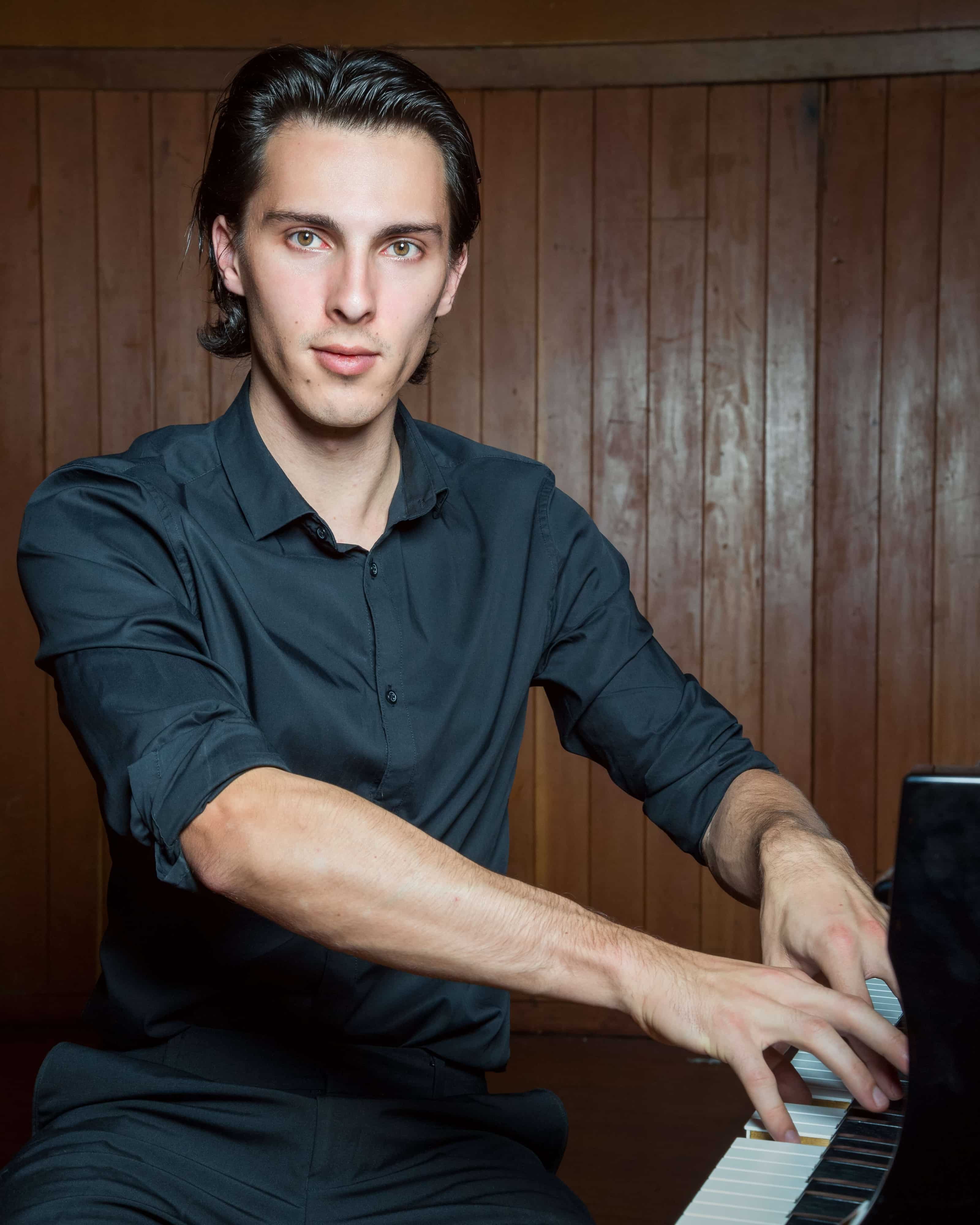 Session at The Baxter Theater・Photo Gallery