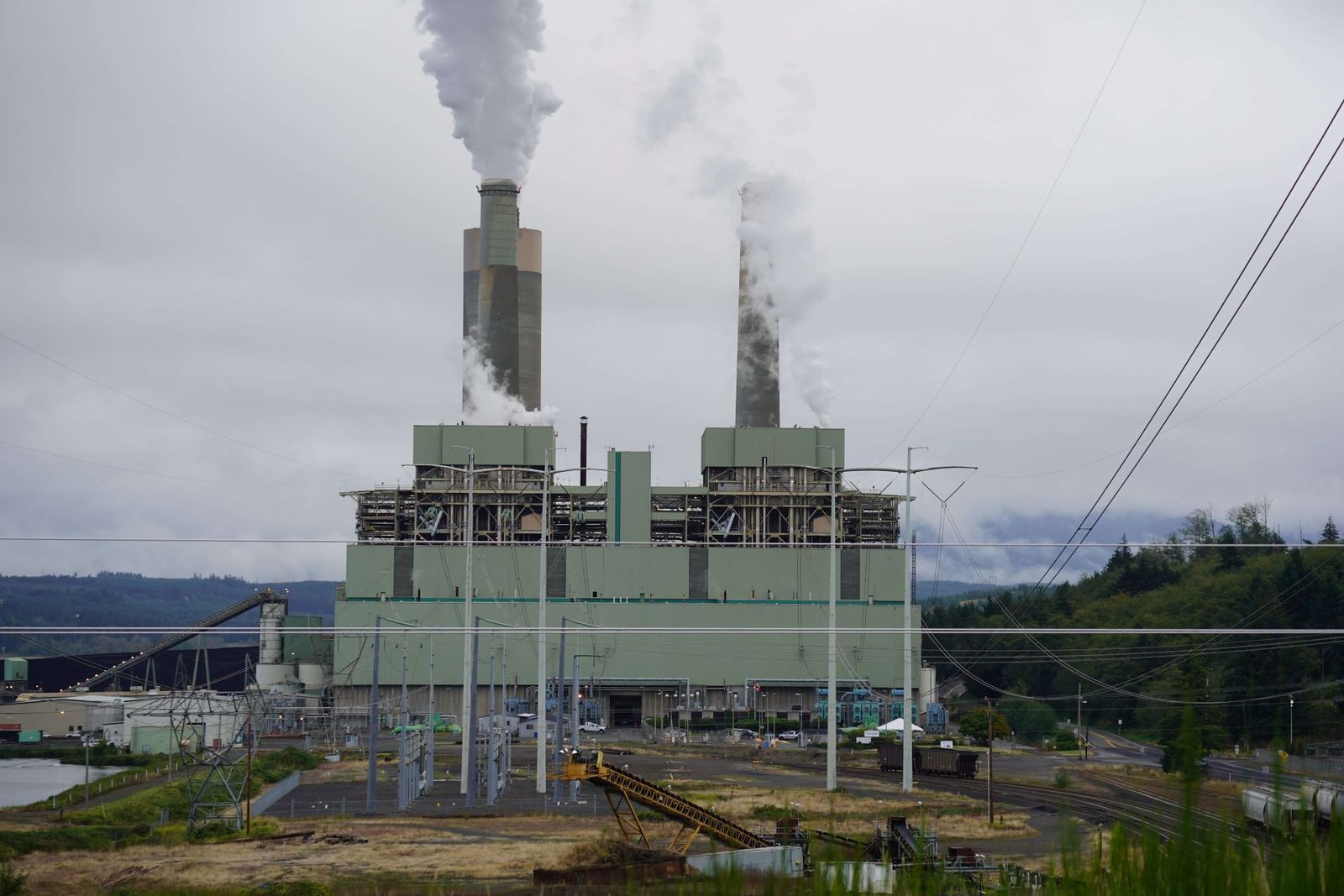 Understanding Industrial Emissions Map Visualizations