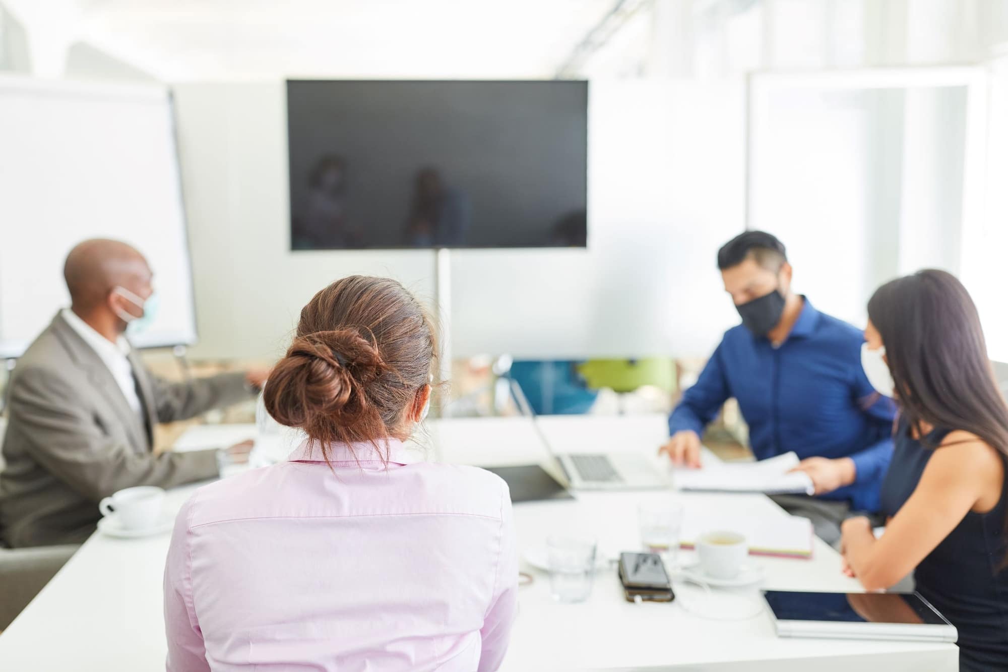 Descubre cómo una sala de juntas en CDMX garantiza reuniones más efectivas.