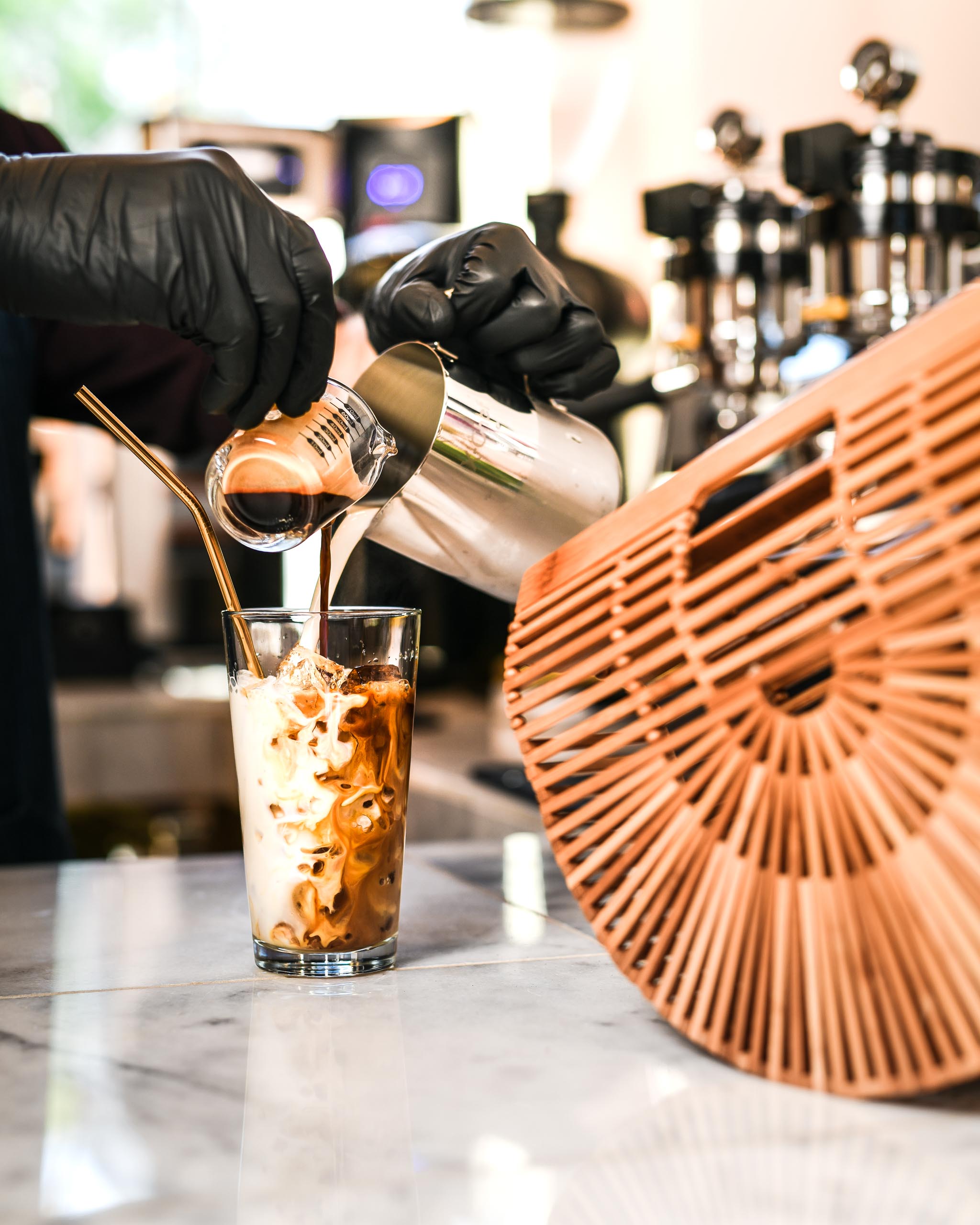 TB Coffee House | PetroOnysko.com