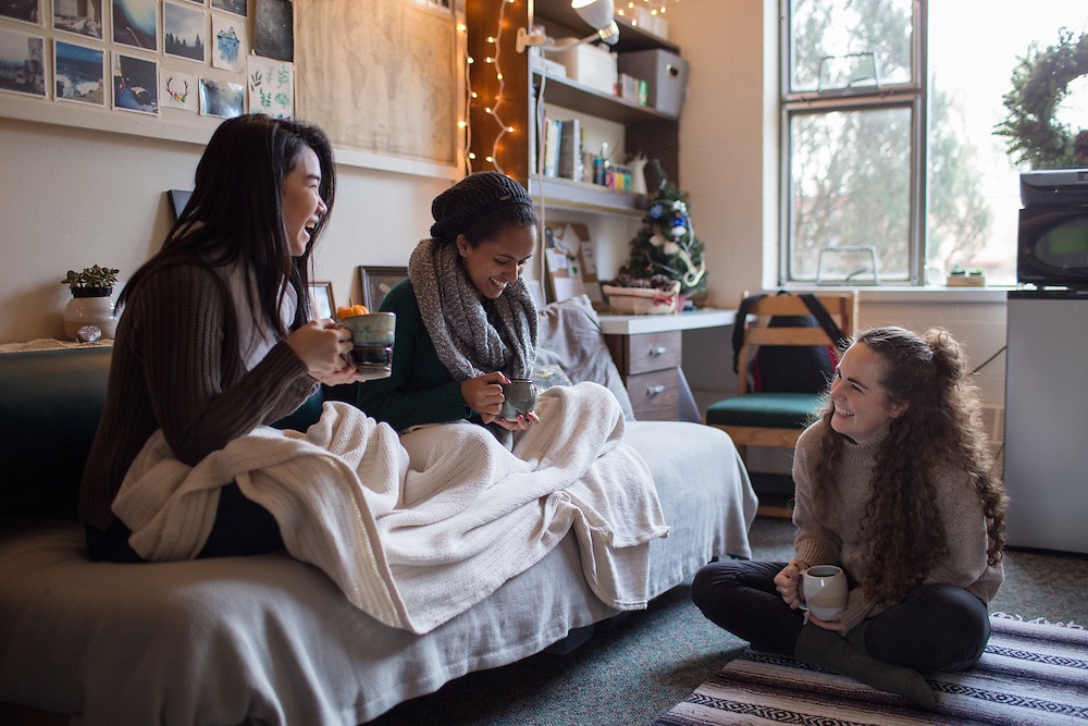 How to Make Your Dorm Feel Like Home | Article | Adultist