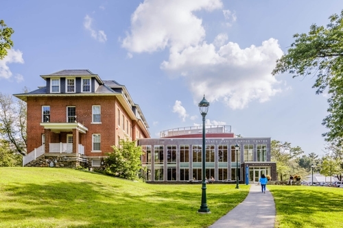 Tufts University Agnes Varis Campus Center | Finegold Alexander Architects