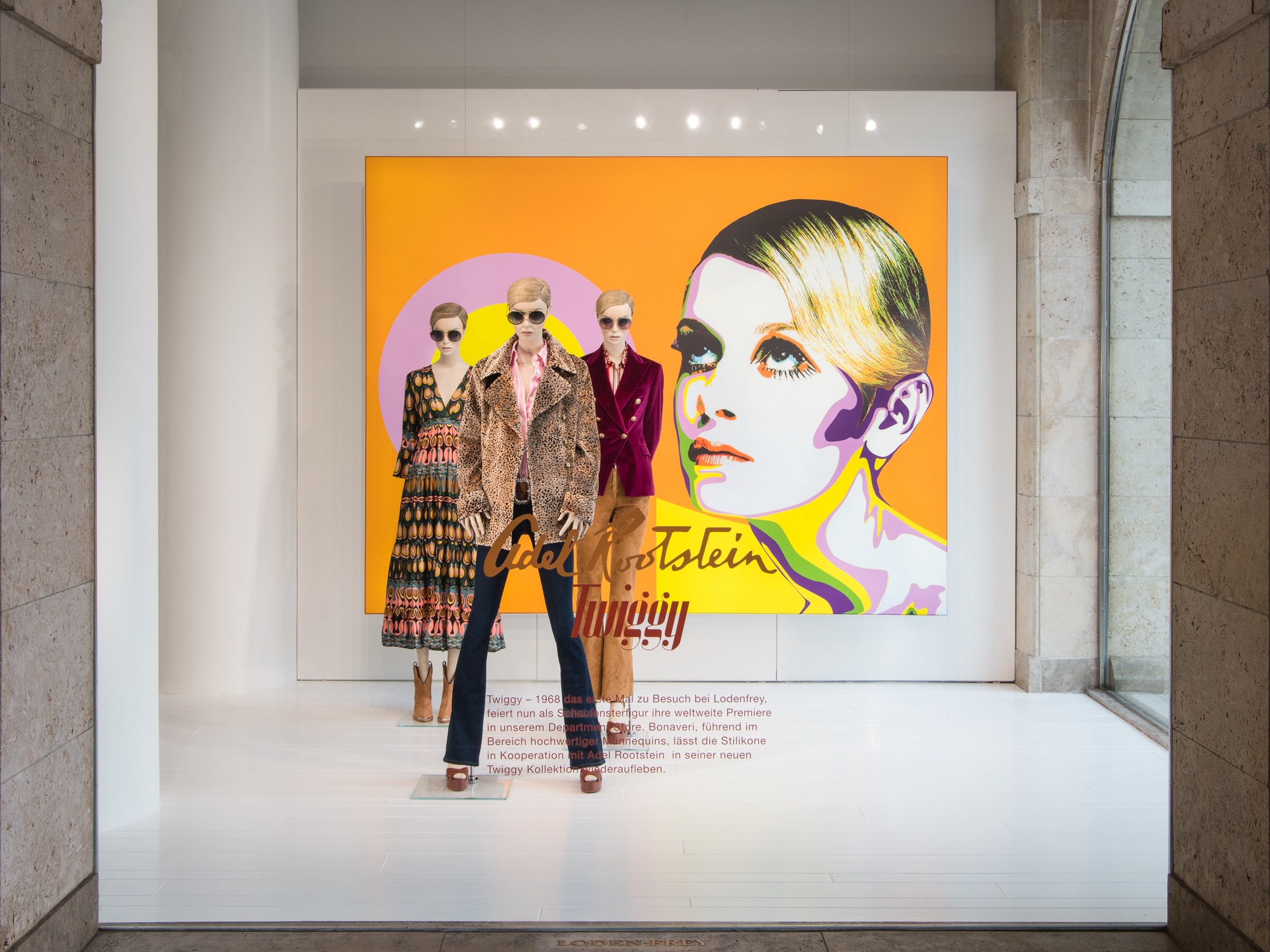 Rootstein: Twiggy at Lodenfrey - Window Display | Visual Merchandising
