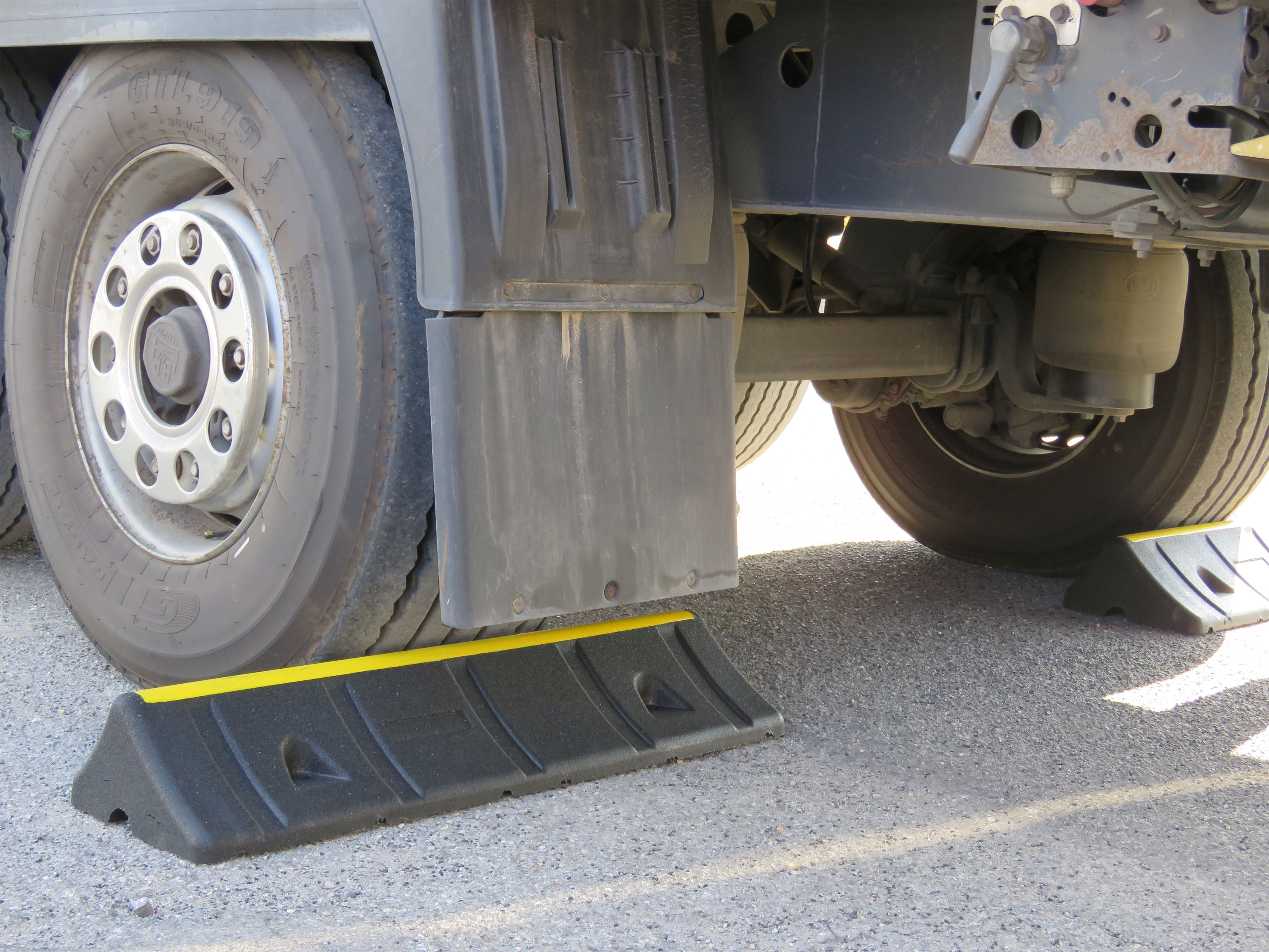 Heavy Duty Wheel Stops | Aremco Barriers & Bollards