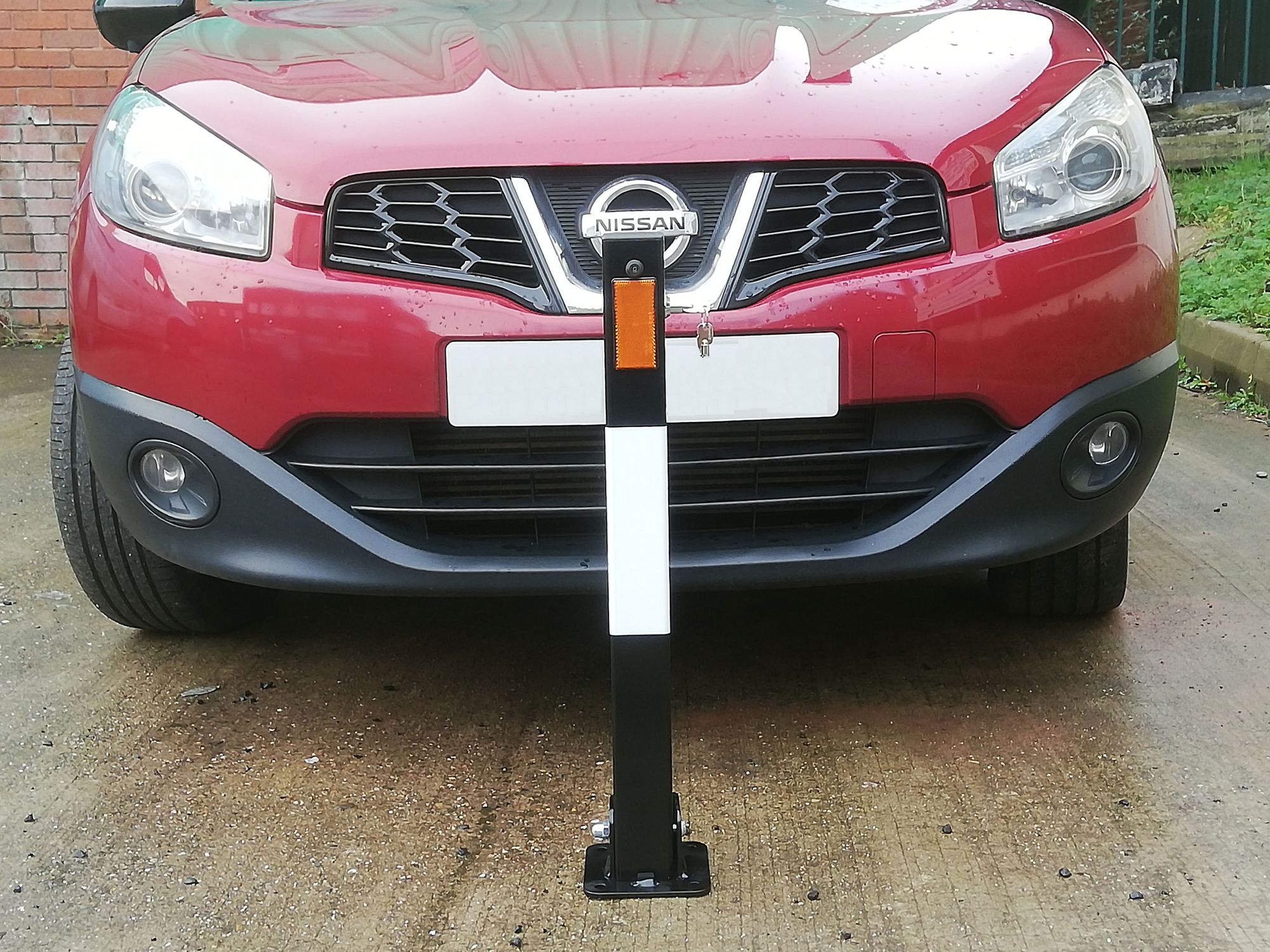 Commander Drop Down Frame Post | Aremco Barriers & Bollards