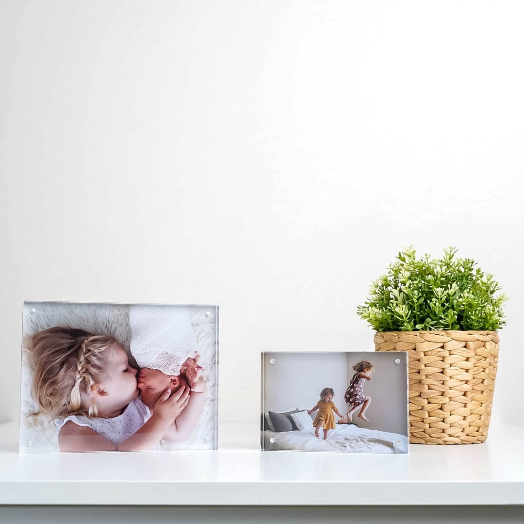Create Modern Clear Photo Frames | Acrylic Photo Prints Online