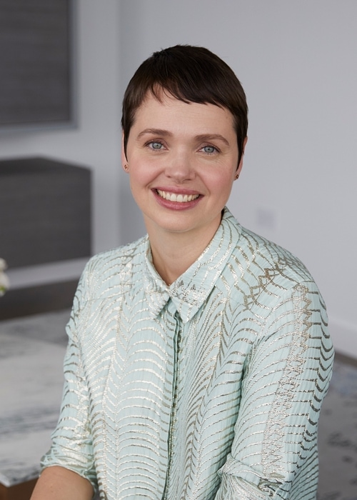 Lucy Harris | About
