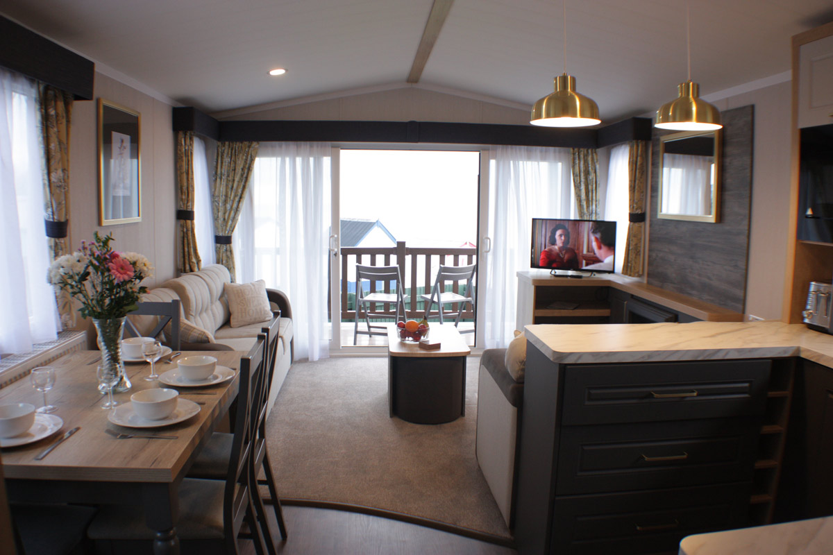 Royal Clovelly Caravan (2 Bedrooms) - Caravans - Seafield Holidy Park