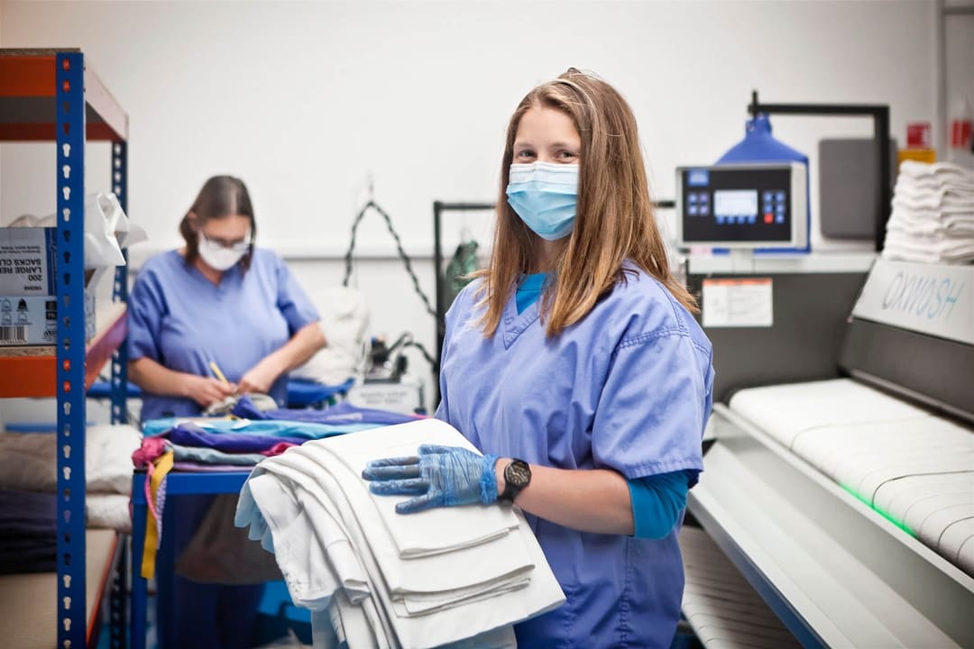 Laboratory & Cleanroom Laundry Services - Oxwash