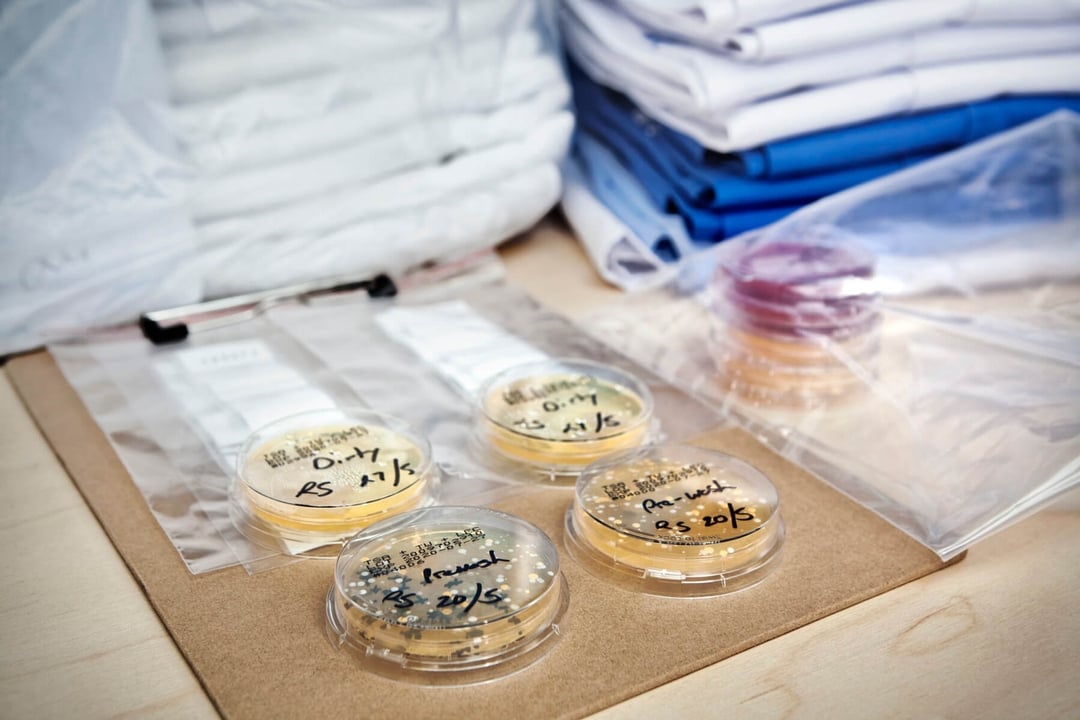 Laboratory & Cleanroom Laundry Services - Oxwash
