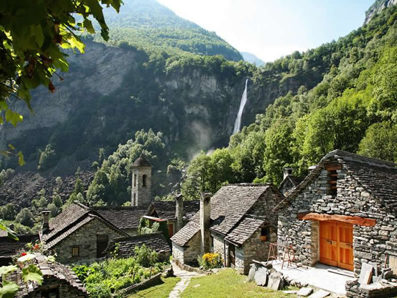 8 lieux incontournables dans les Grisons et au Tessin