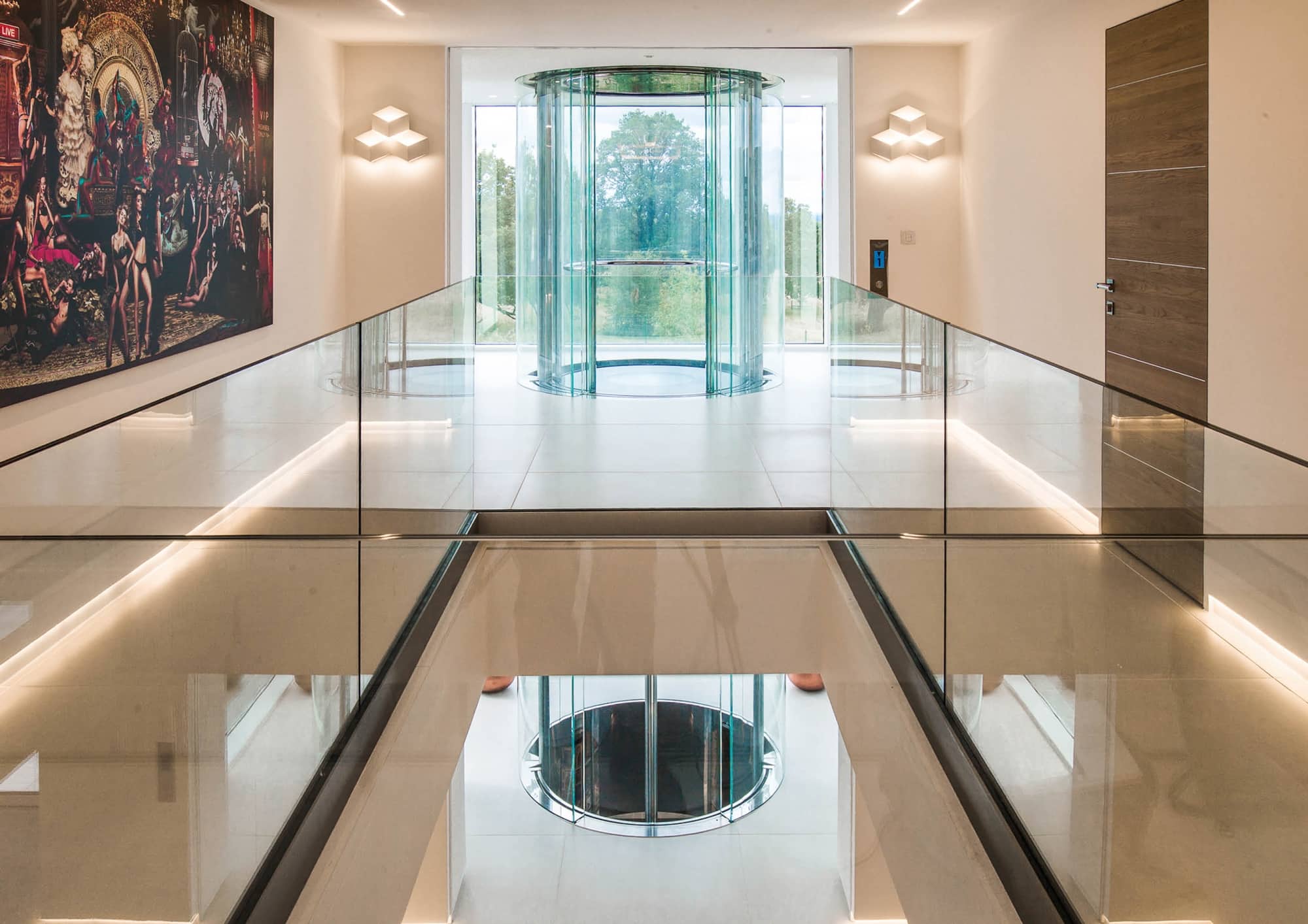 Edgecroft Circular Glass Lift - Premier Lift Group