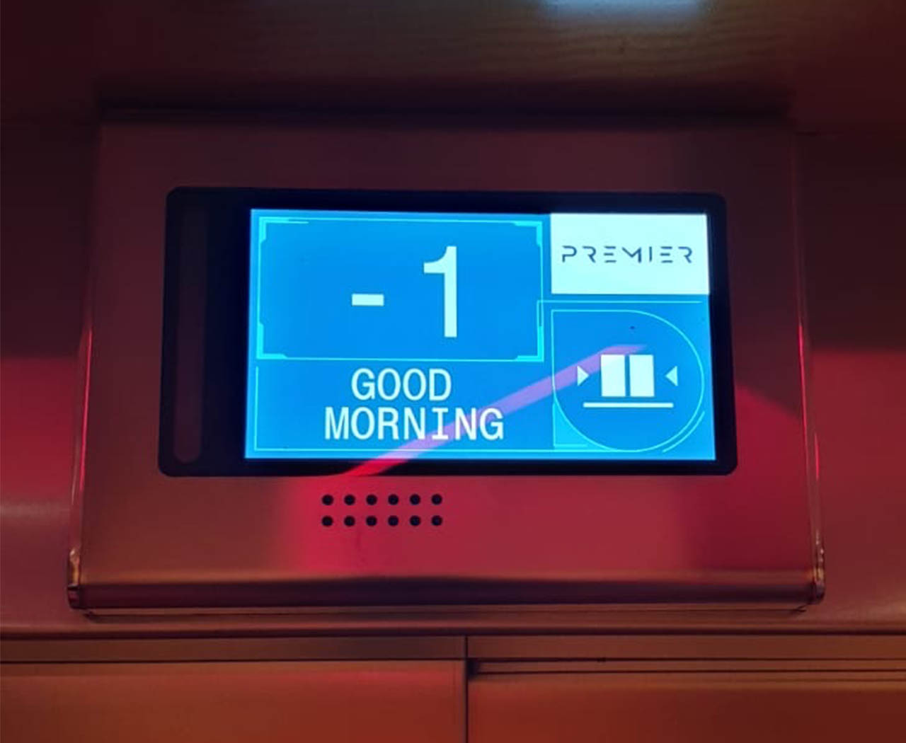 Passenger Lifts | Hydraulic Passenger Lifts – Premier Lift Group