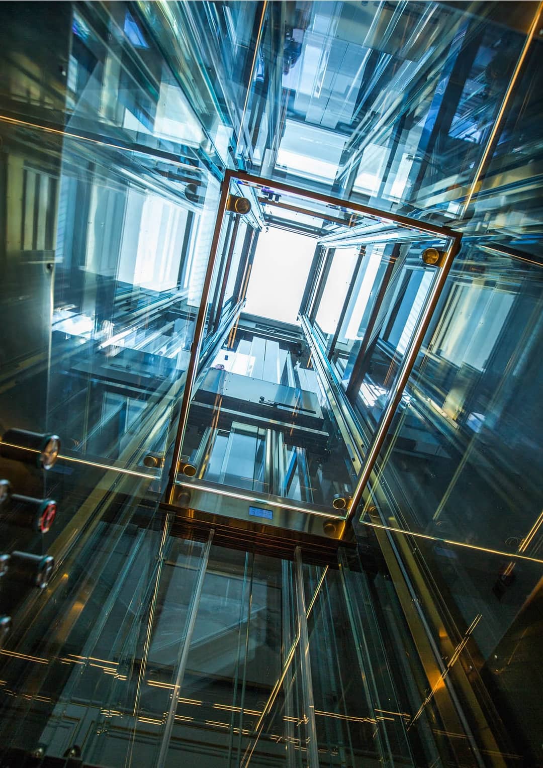 Hill Street Luxury Glass and Terrace Lift - Premier Lift Group