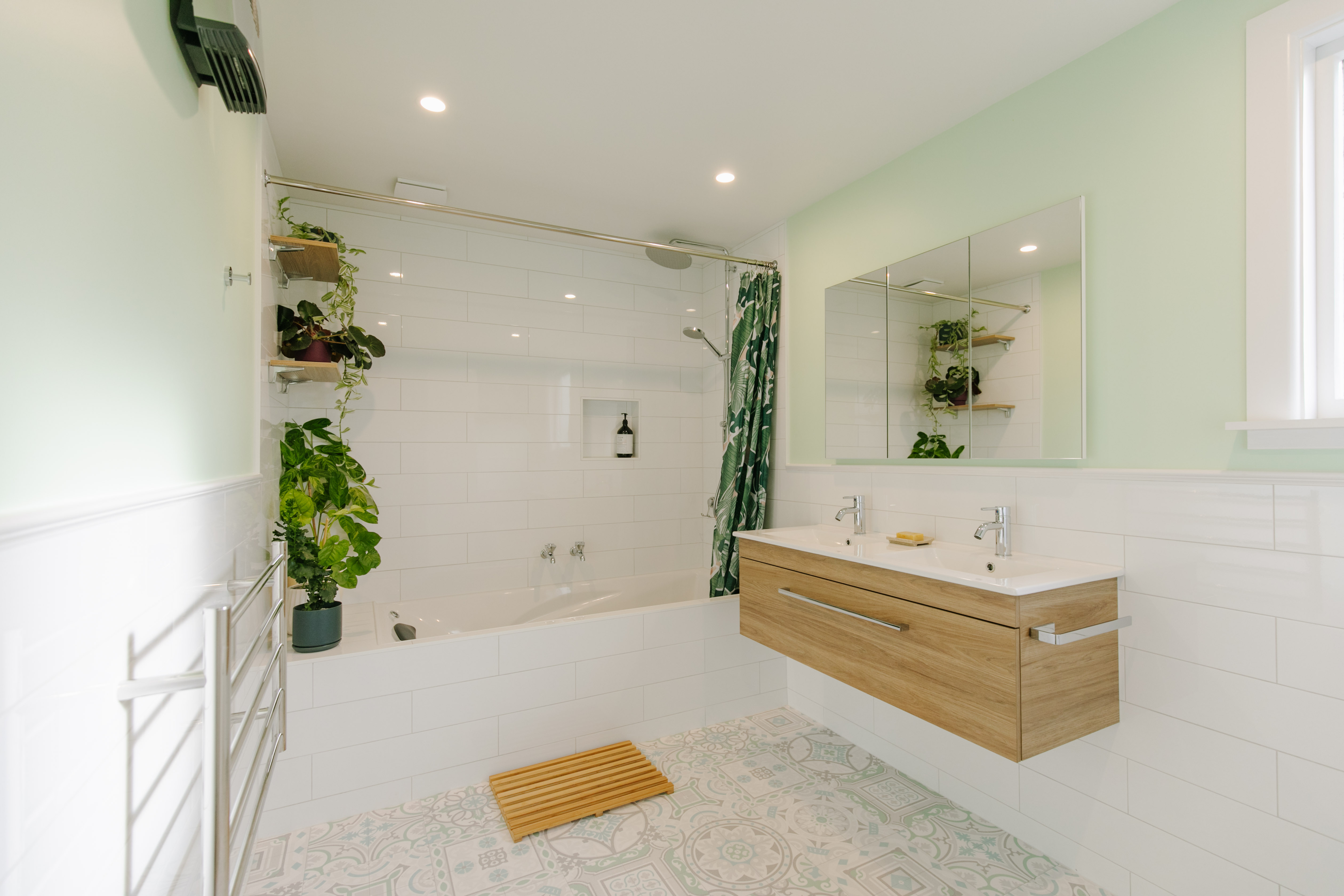 How To Choose The Right Bathtub | Butterfield Bathrooms