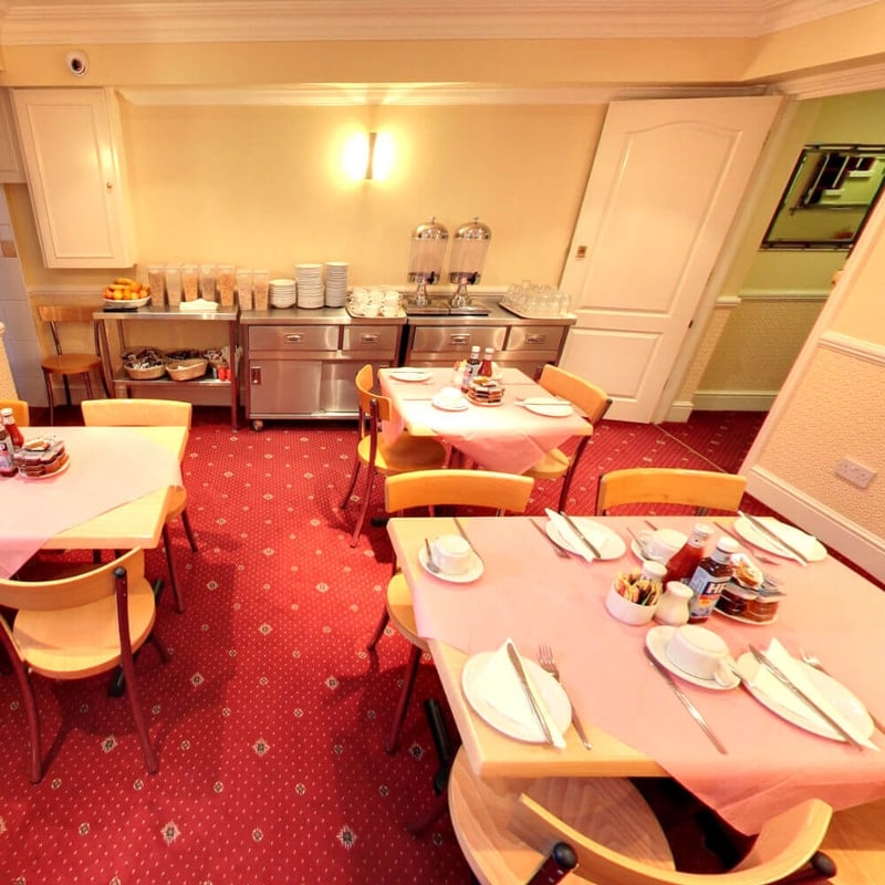 Free Generous Fresh Breakfast - Balmoral House Hotel