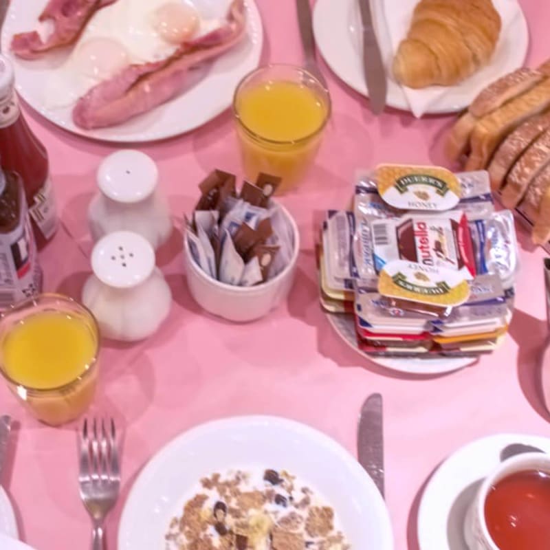 Free Generous Fresh Breakfast - Balmoral House Hotel