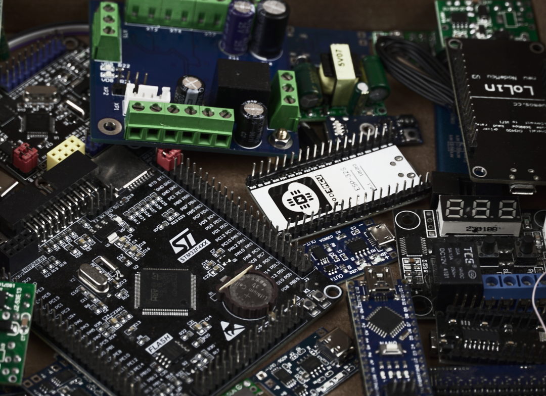 CASE STUDY: a Warehouse Robot