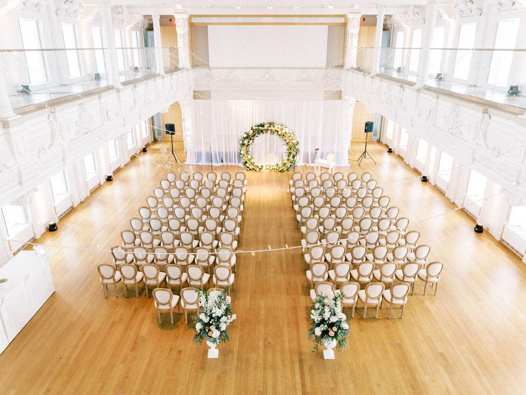 Modern Romantic Wedding at Salle des Promotions
