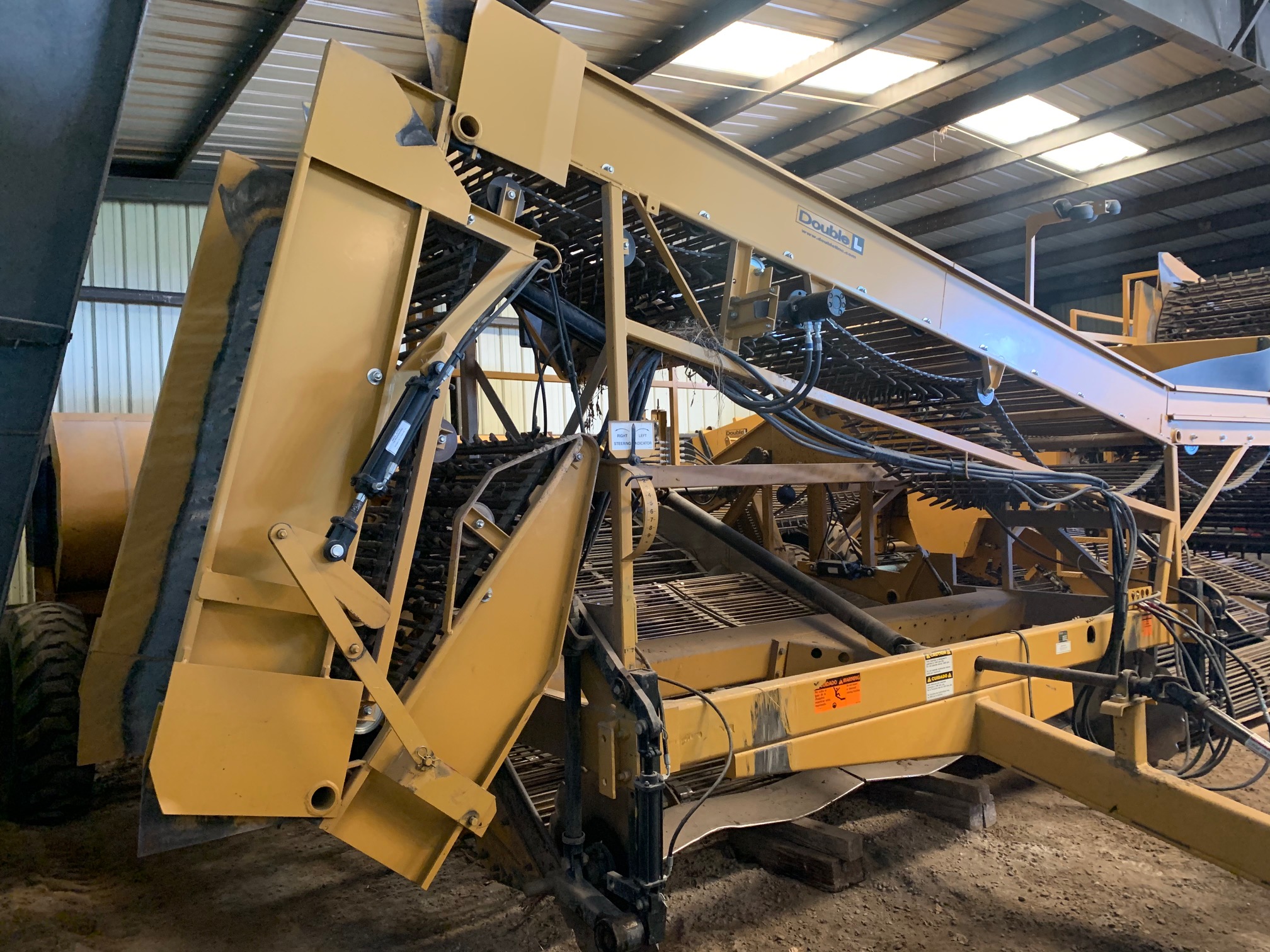 2007 Double L 853 Harvester