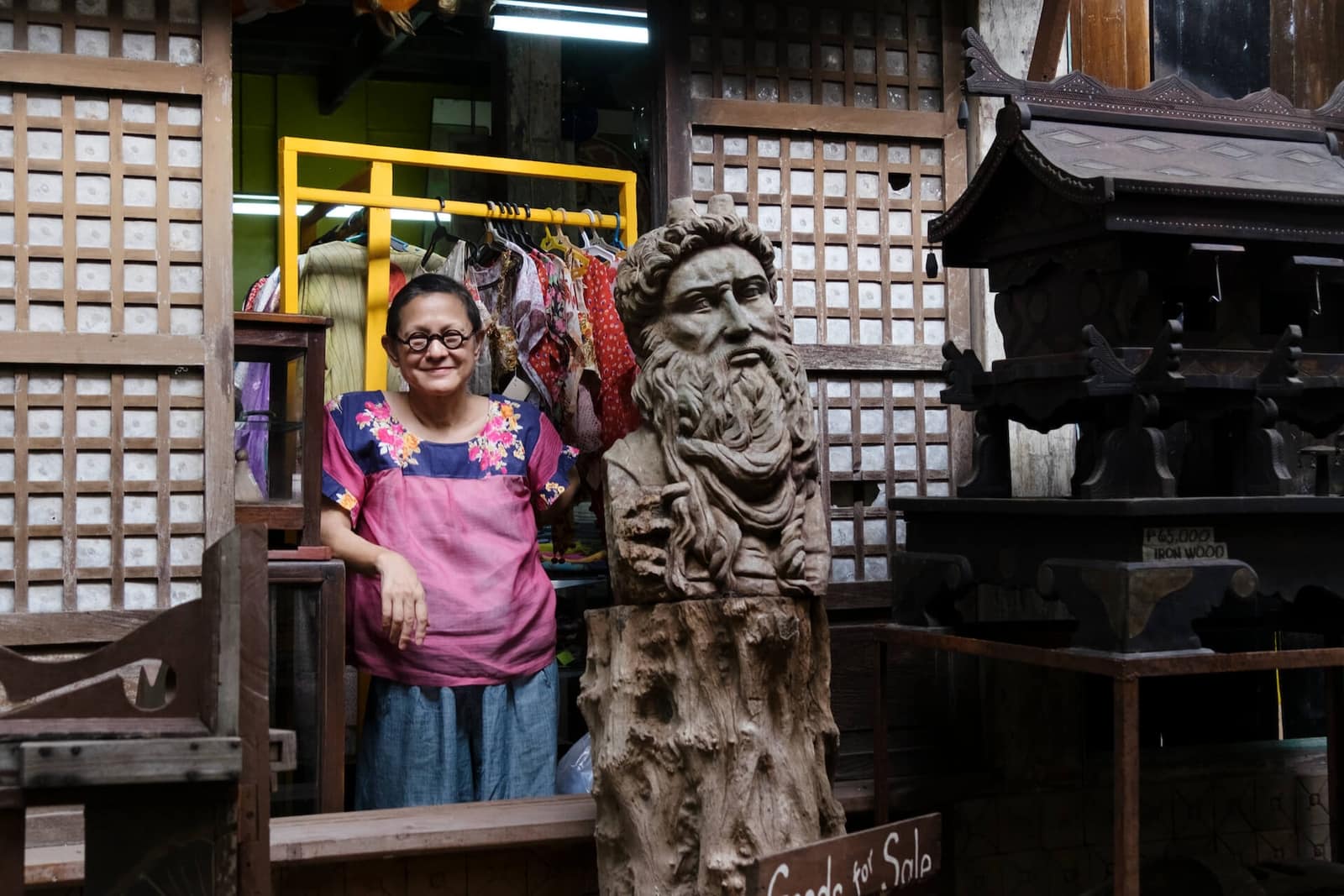 Filipino Sign Language With Bayani Generoso