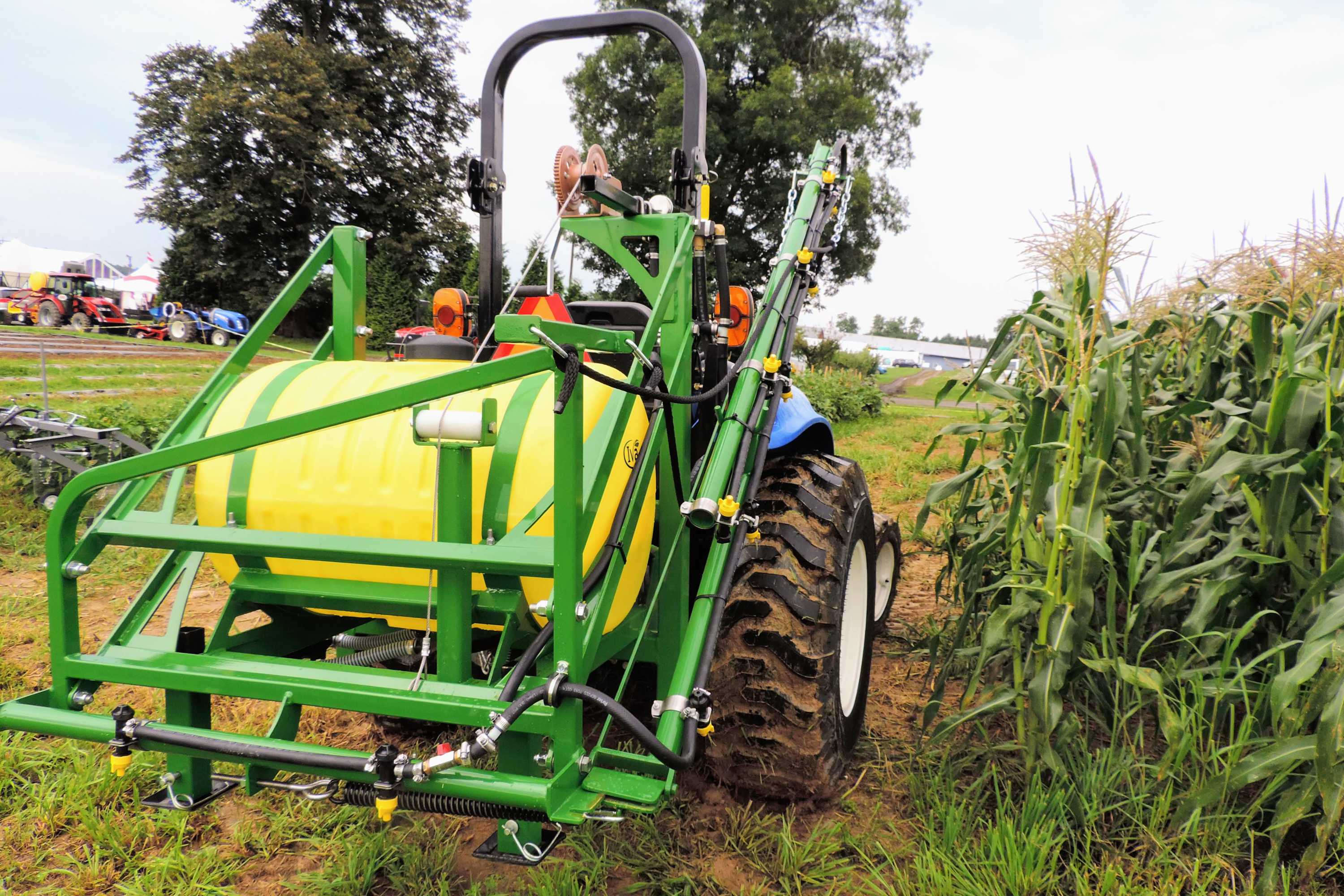 55 Gallon 3-point Produce Sprayer | Iva Sprayers