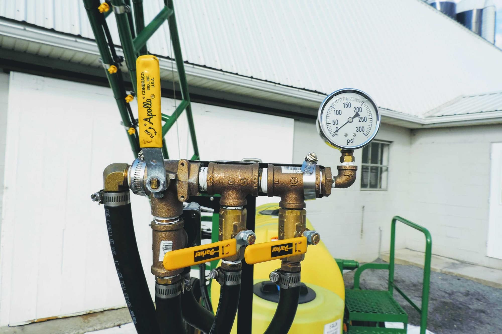 200 Gallon 3-point Produce Sprayer | Iva Sprayers